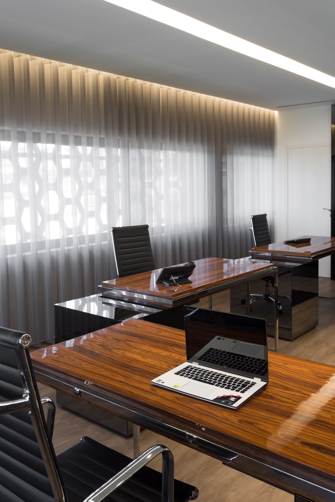 interdesign-interhigiene28 • Interdesign Interiores